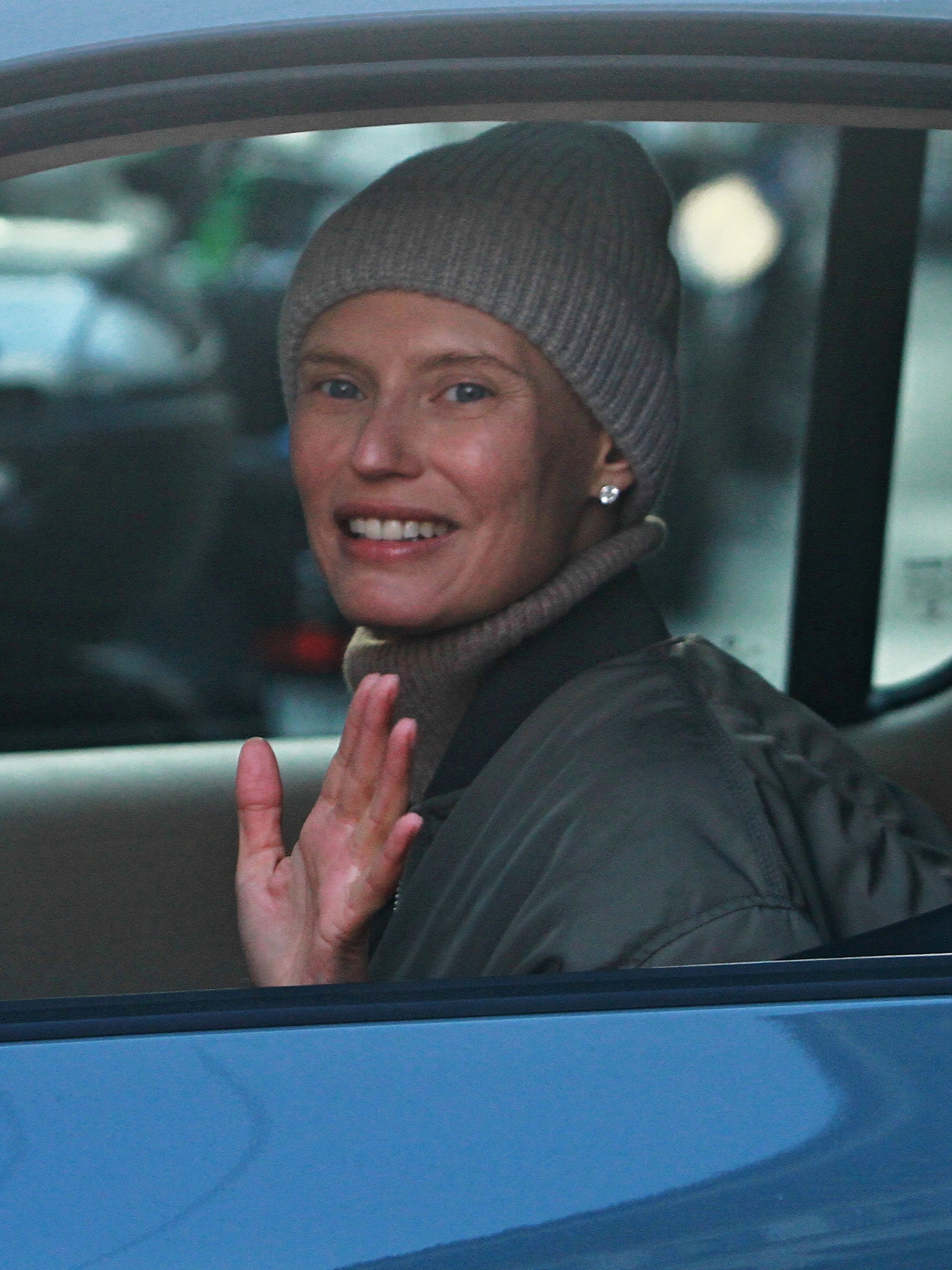 Bianca Balti innamorata, baci romantici con il fidanzato