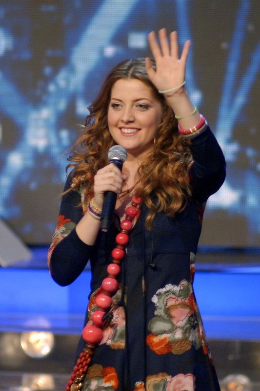 Noemi e il body shaming: "Messa in crisi dal confronto con Michelle ...