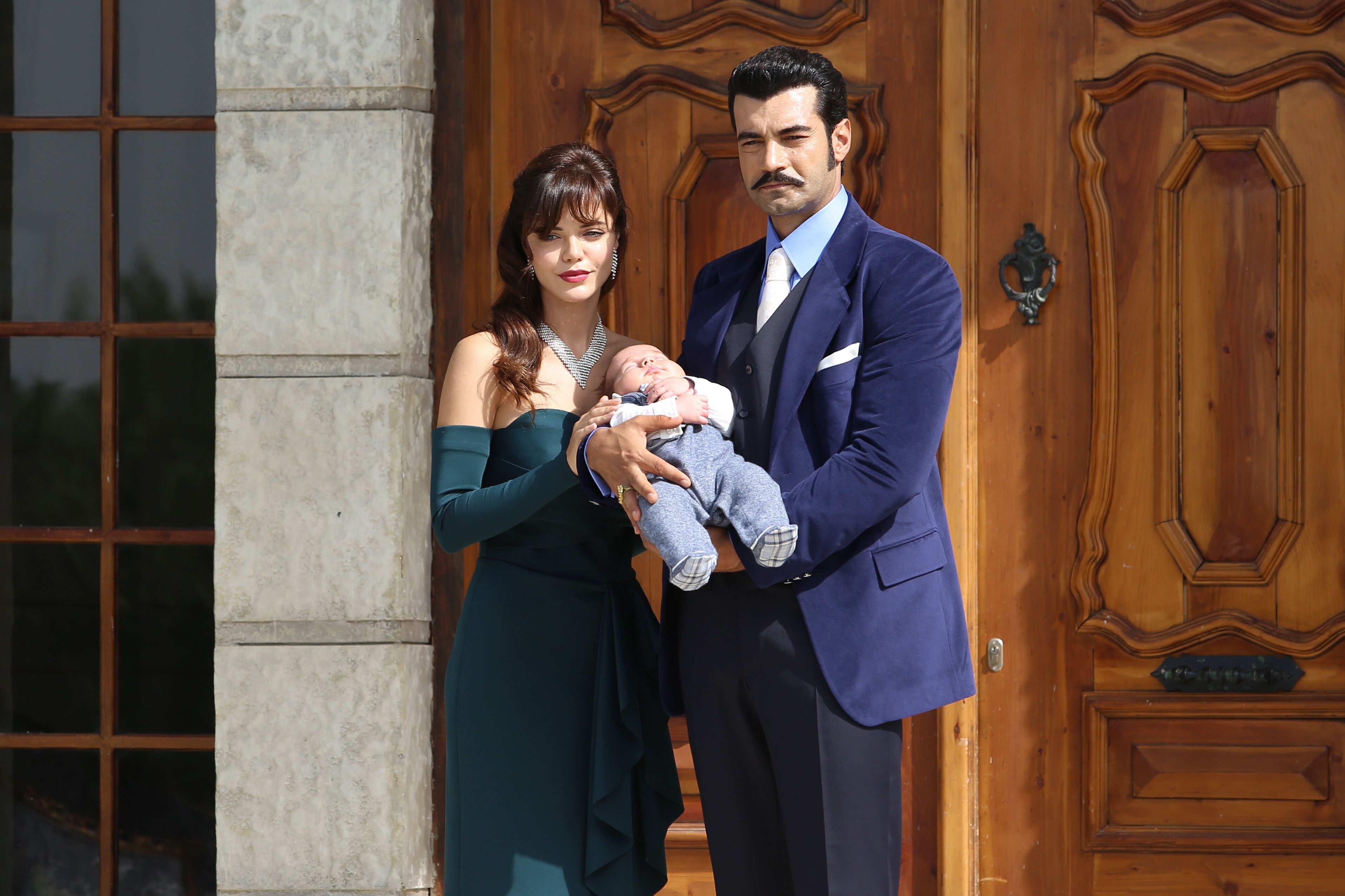 "Terra Amara", il cast e i personaggi della soap opera turca