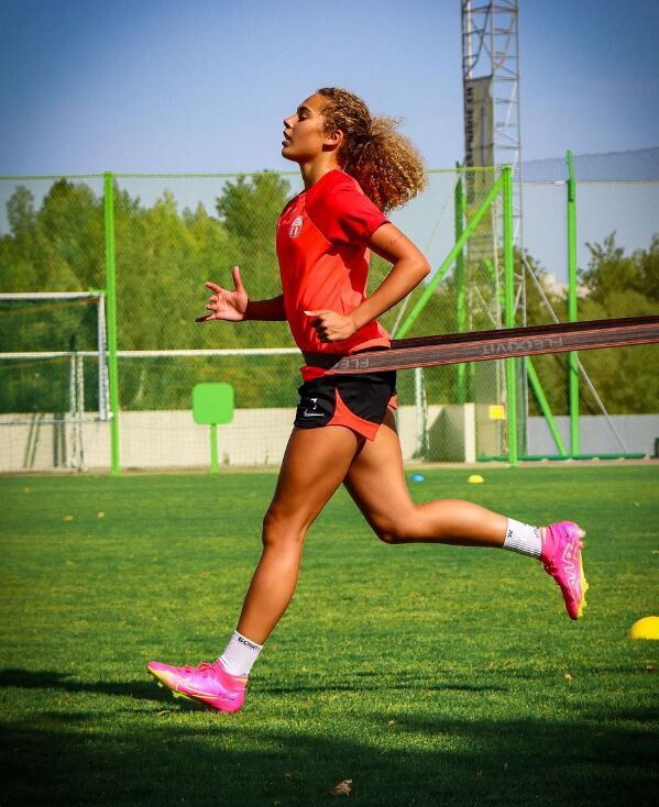 Alayah Pilgrim, il nuovo "bomber" che fa impazzire la Roma femminile