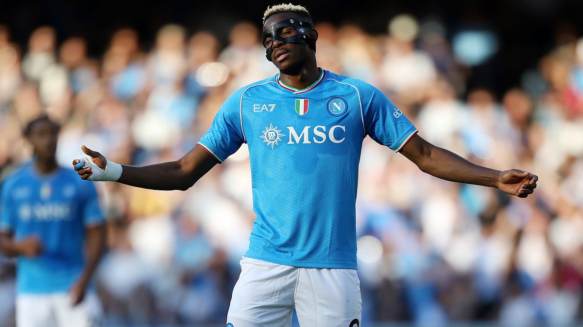 Napoli, Osimhen alle strette: o accetta l’Al Hilal o sarà fuori rosa