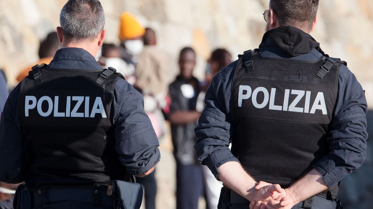 Archiviata accusa terrorismo, 4 espulsi da Italia chiedono 2 mln