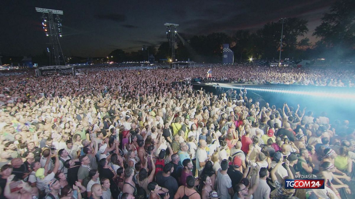 In 85mila per il concerto di Max Pezzali all'autodromo di Imola