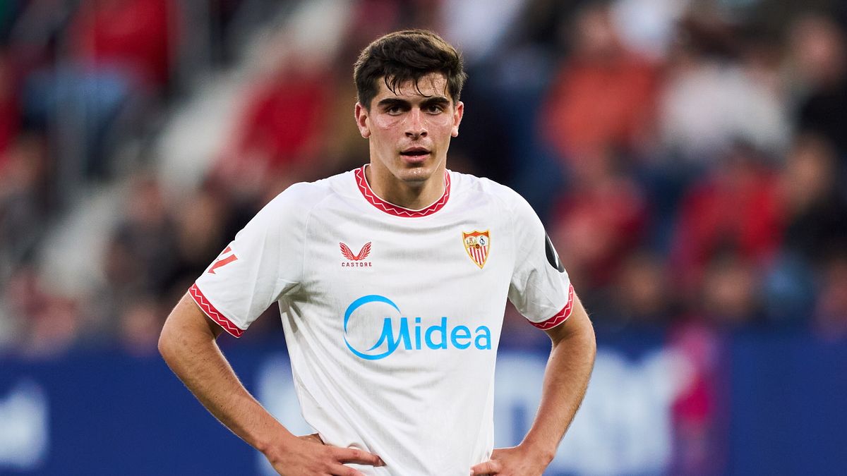 Napoli, bloccato Juanlu Sanchez: al Siviglia 17 milioni