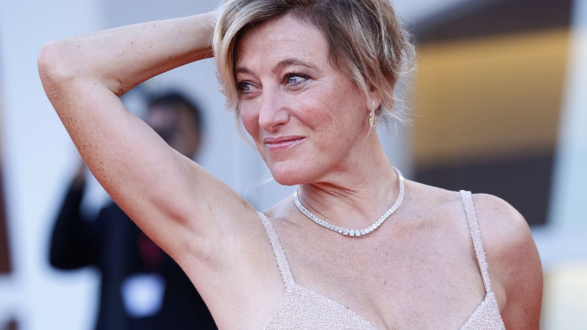 A Venezia 82 Valeria Bruni Tedeschi diva senza tempo per Duse