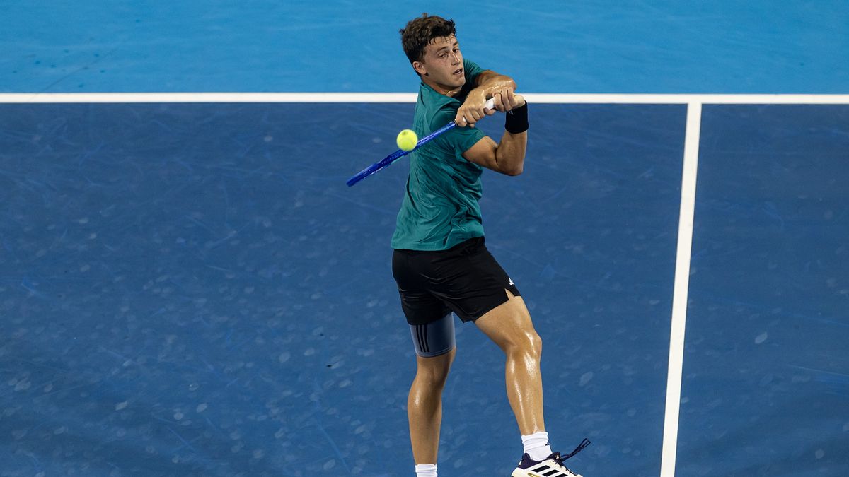 Tennis: Atp Almaty, Nardi fuori all'esordio contro Marozsan