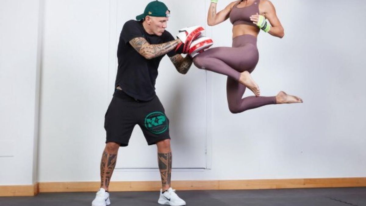 Il cordoglio di Elisabetta Canalis per Angelo Valente: "Scrivere eri è ...