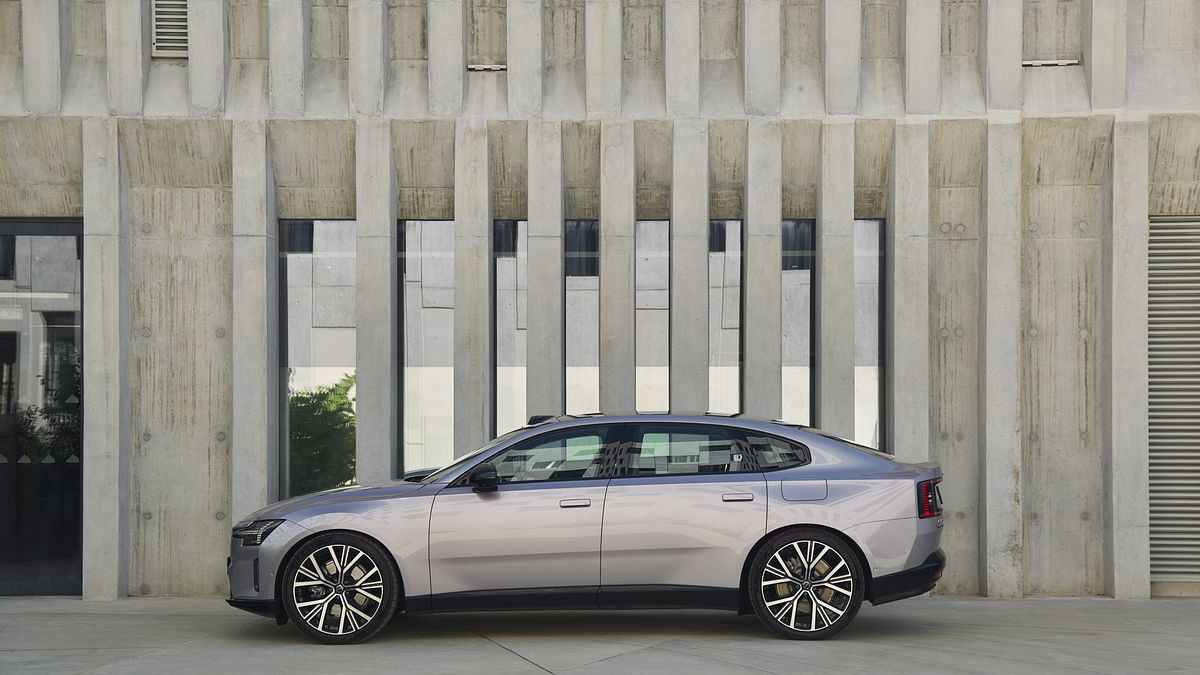 Volvo ES90: la prova dell'ammiraglia di lusso svedese