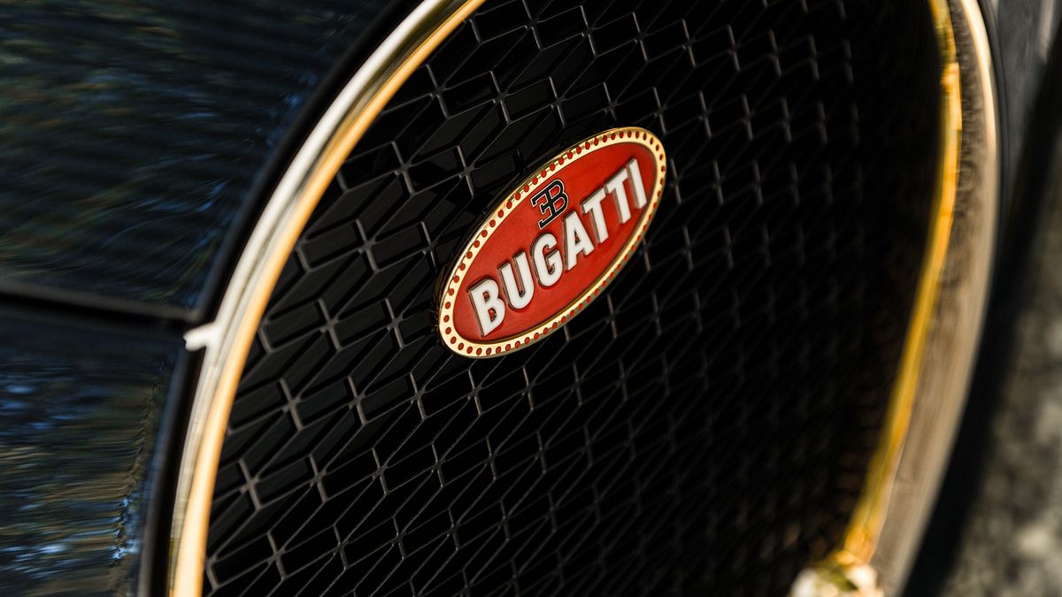 Dalla EB110 alla Chiron, la storia (incredibile) della Bugatti