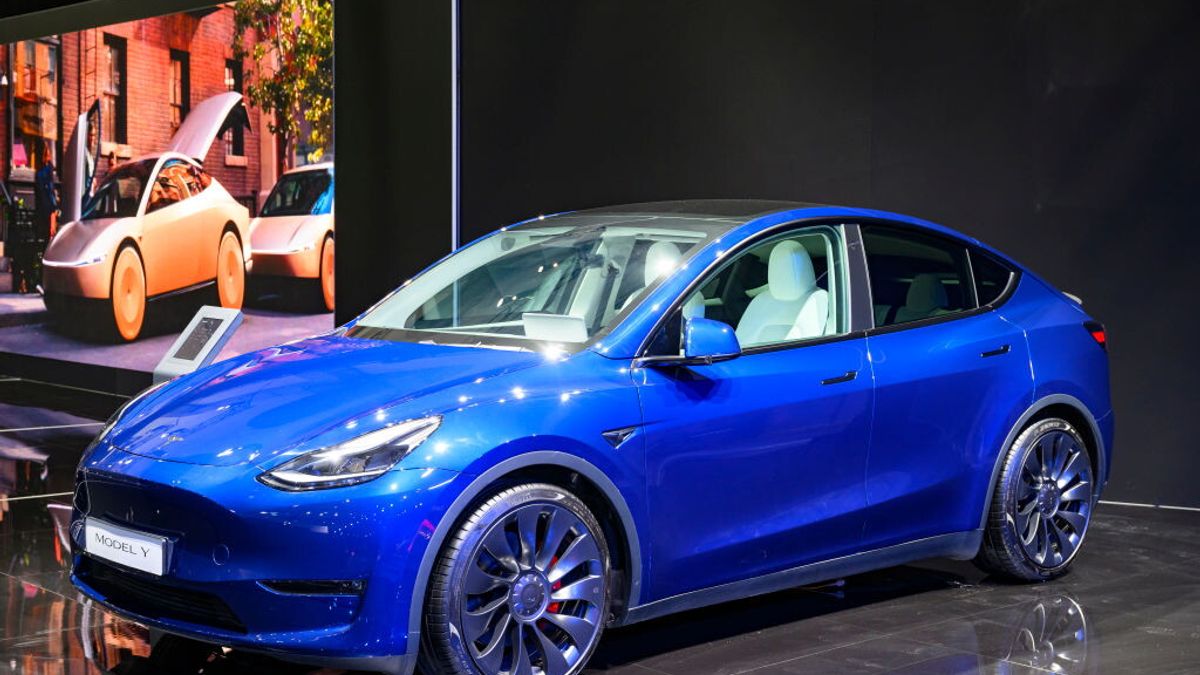 Nuovi guai per Tesla: la Model Y "intrappola" i bambini