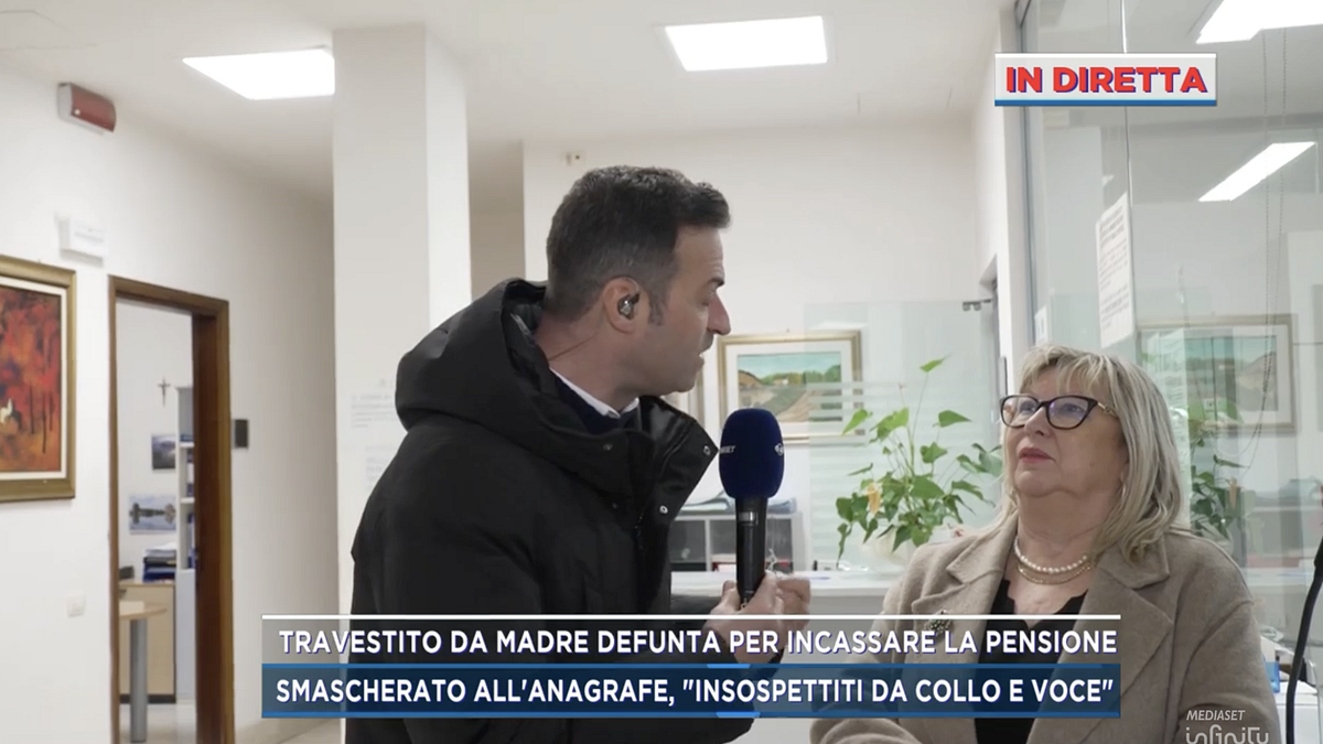 Si finge la madre morta per la pensione, parla l'impiegata