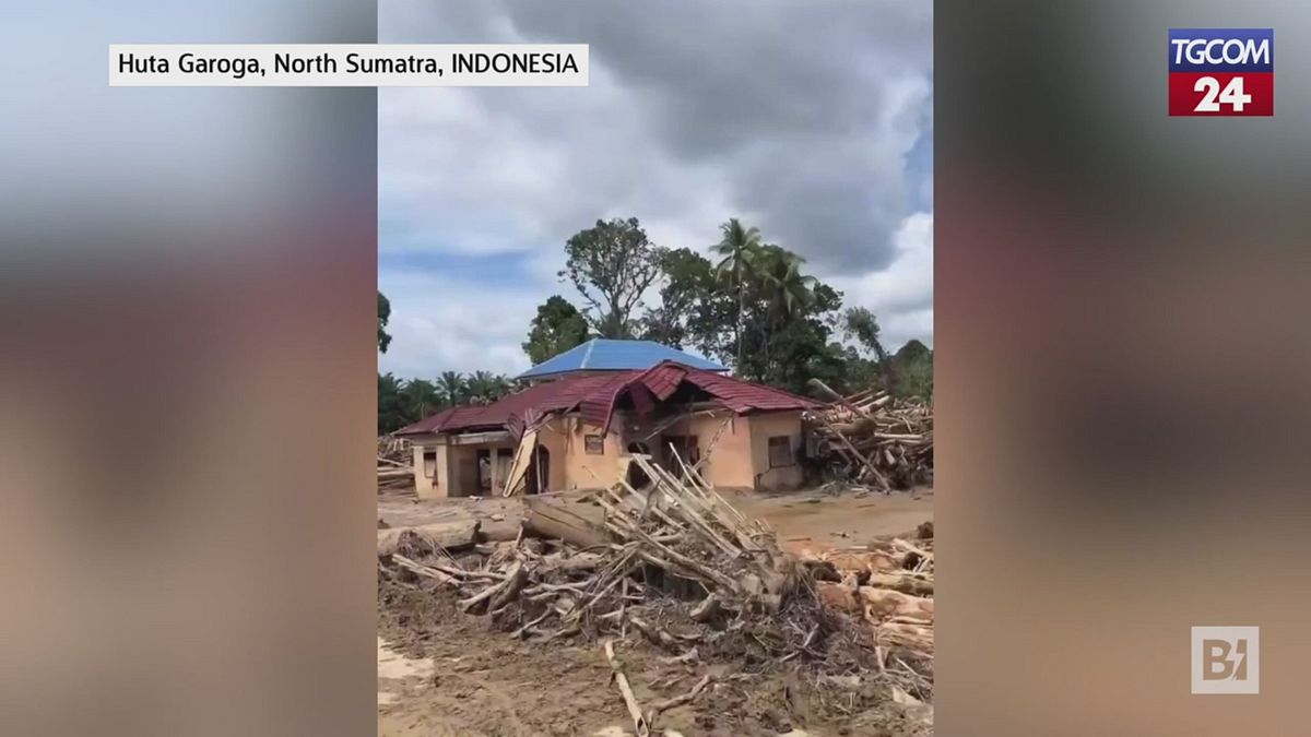Alluvione in Indonesia, bilancio drammatico: oltre 600 morti e ...