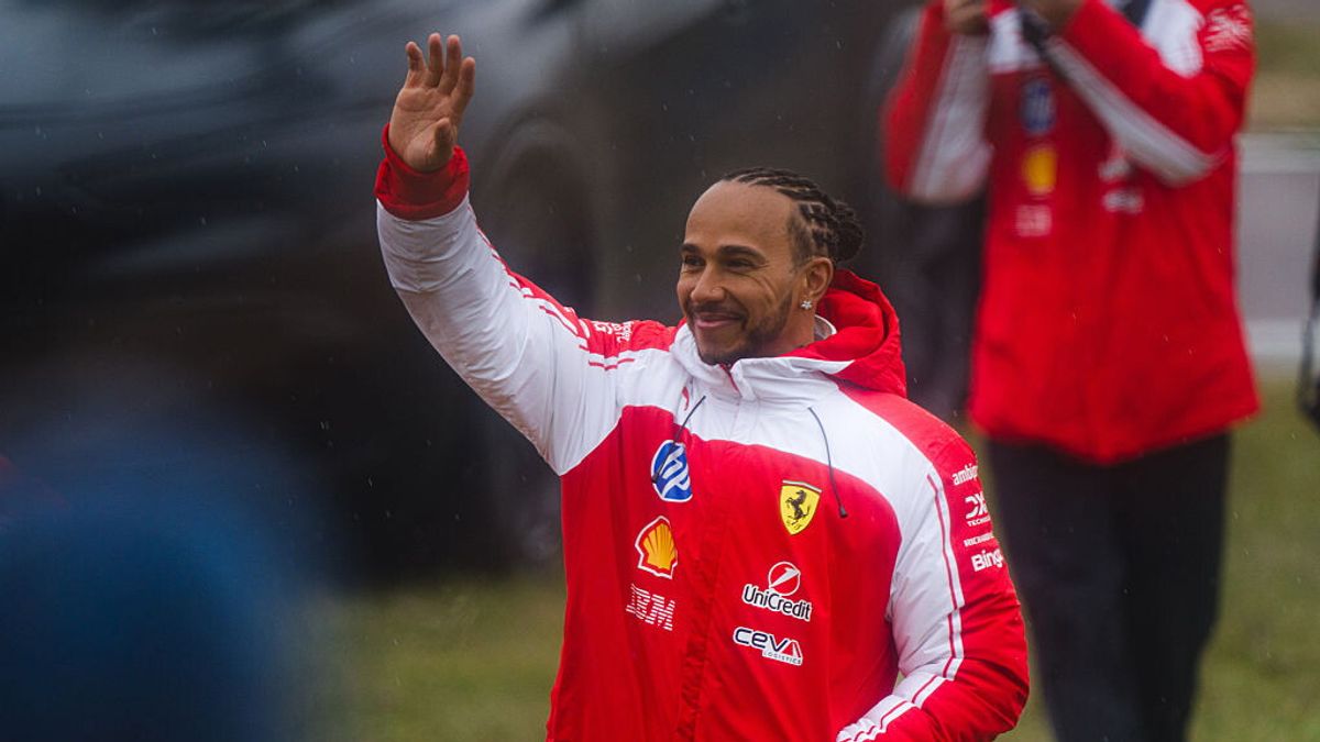 Lewis Hamilton: addio a Marc Hynes e rivoluzione Ferrari per 2026