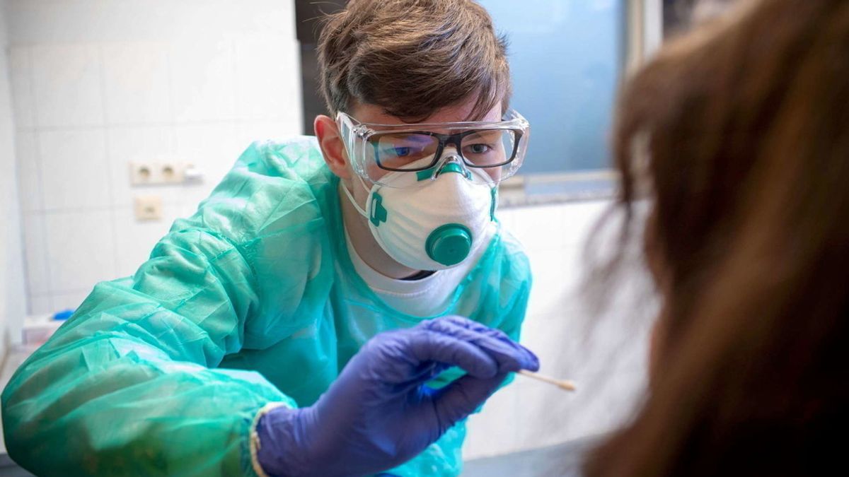 Usa, organizzano grande festa tra liceali per il 4 luglio: 21 ...