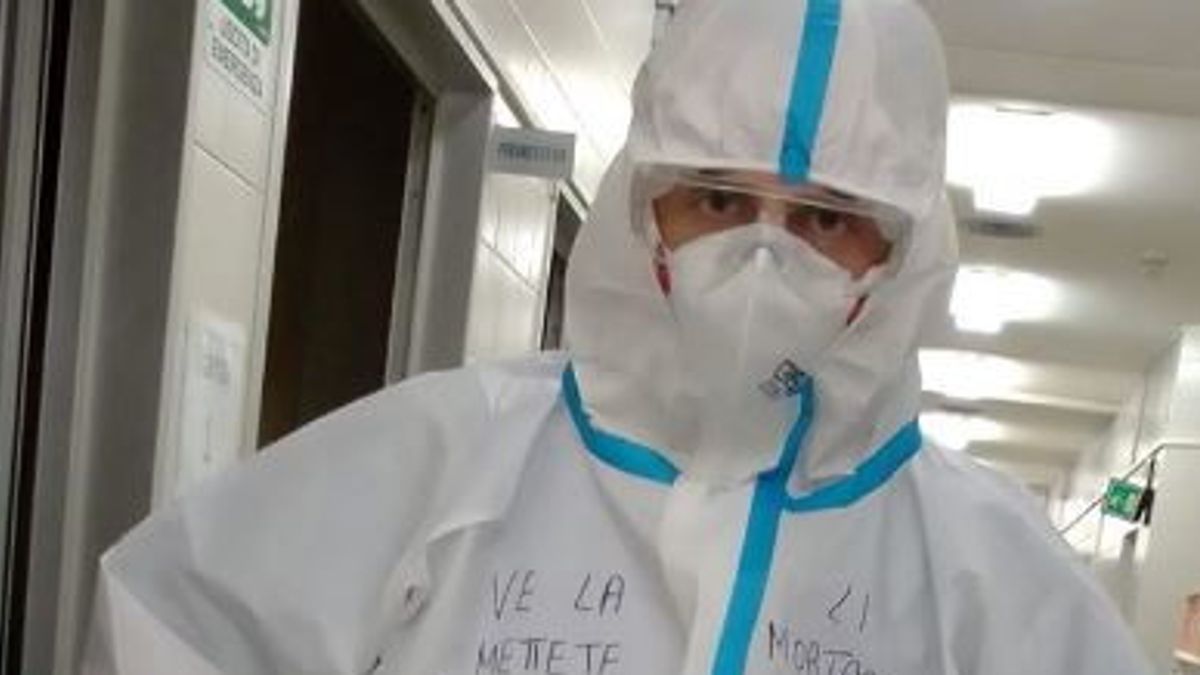 Coronavirus, l'infermiere in prima linea: "Noi in tuta da palombaro a ...