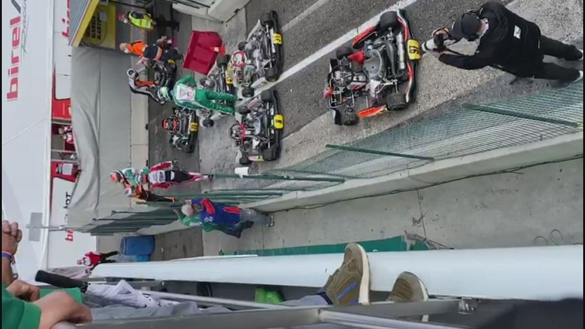 Corberi aggredisce il rivale nel parco chiuso - SportMediaset
