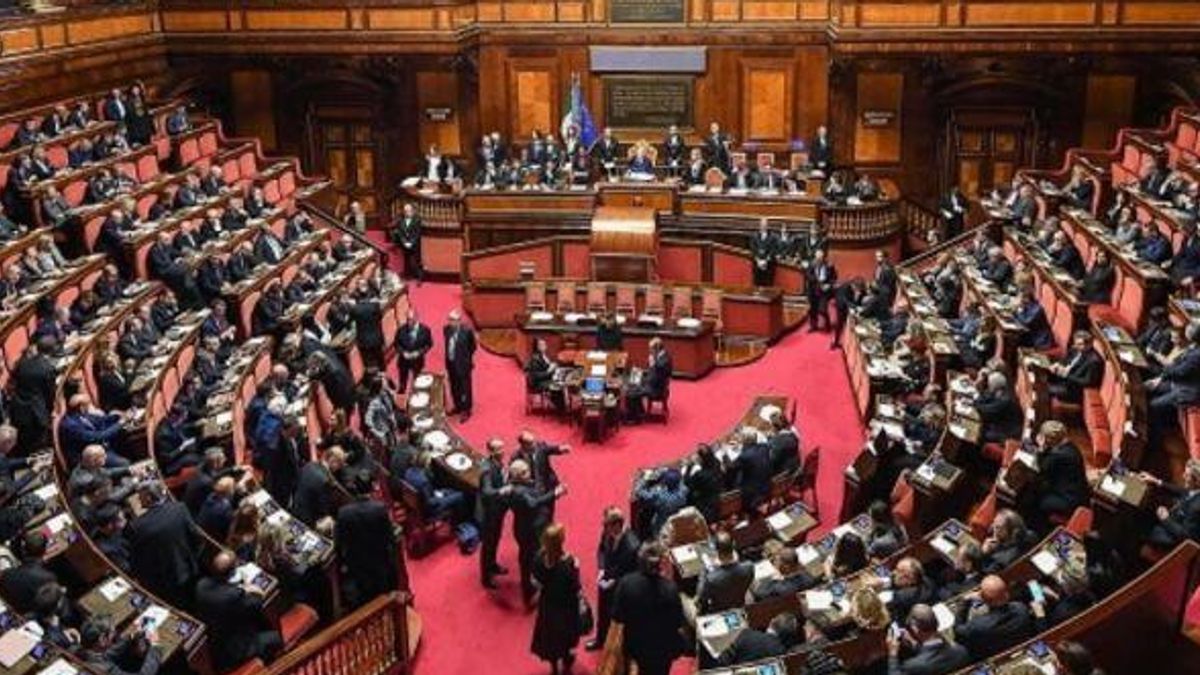 Camera-Senato, nasce l'intergruppo parlamentare "Mes subito" - Tgcom24