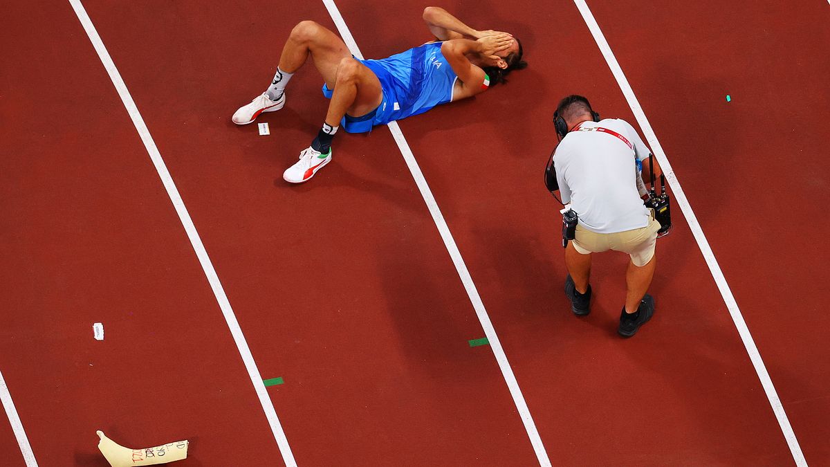 Tokyo 2020, Tamberi in lacrime davanti al gesso dell'infortunio del ...