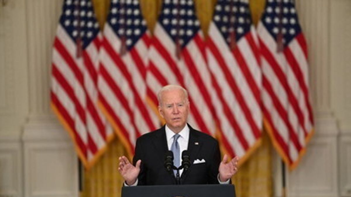 Usa, Biden firma piano bipartisan per le infrastrutture - Tgcom24