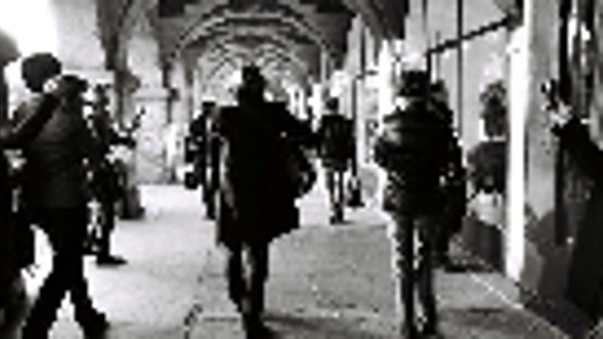 Axel Pani e il dietro le quinte di "Tears" - Tgcom24