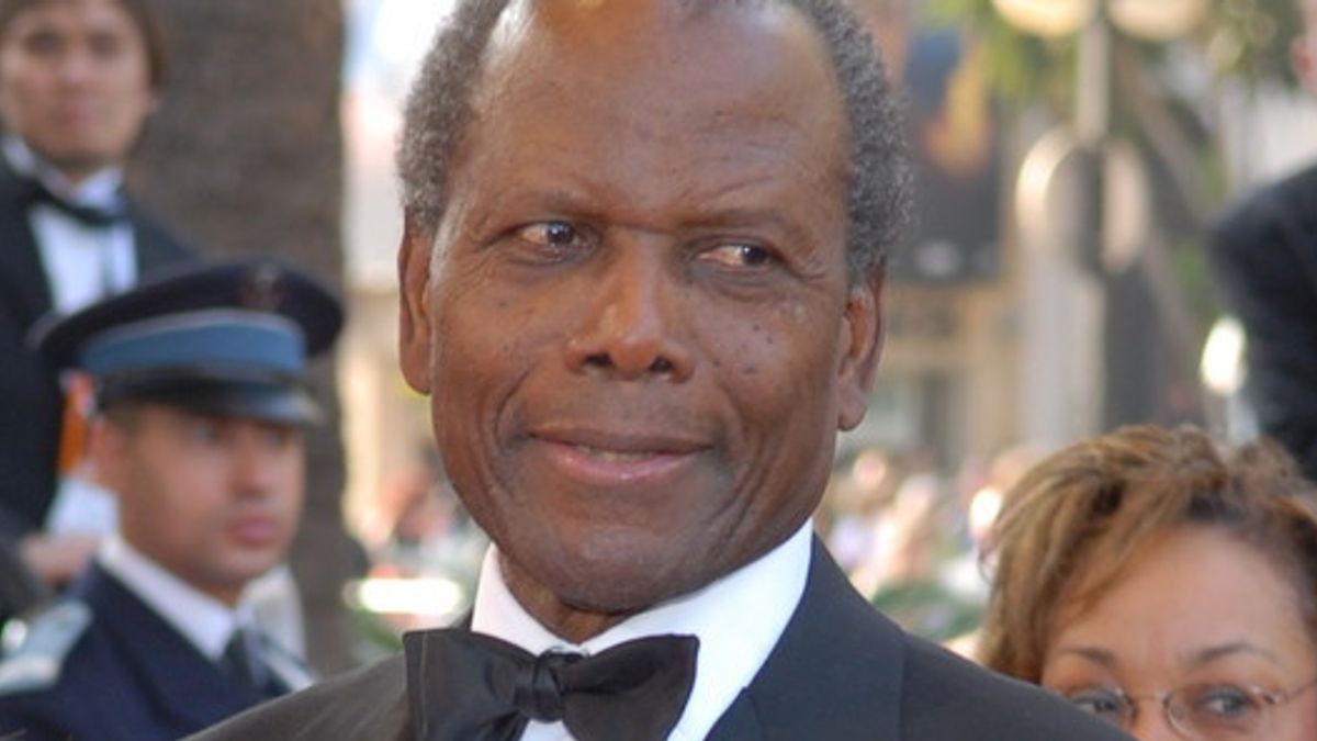 Addio a Sidney Poitier, primo attore di colore a vincere l'Oscar come ...