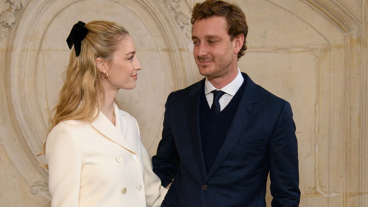 Pierre Casiraghi e Beatrice Borromeo, a Parigi sfilano gli "sposini" - Tgcom24
