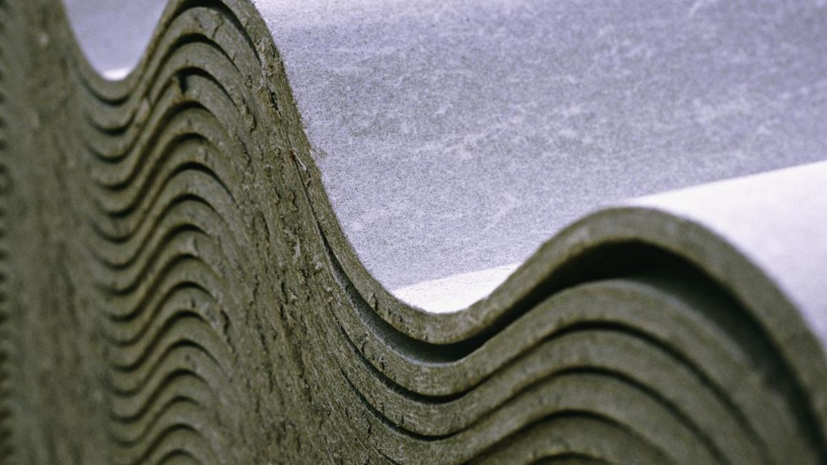 In Italia ancora in uso 30 milioni di tonnellate di Eternit - Tgcom24