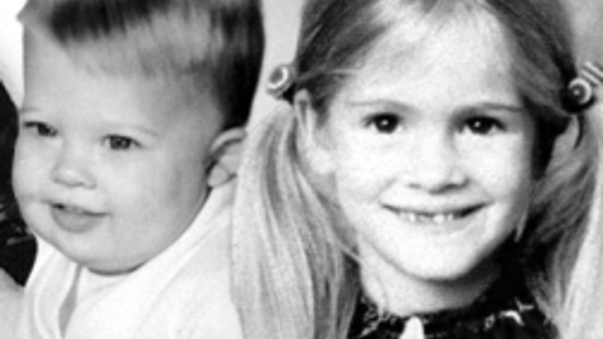 Sfoglia l'album dell'infanzia delle star - Tgcom24