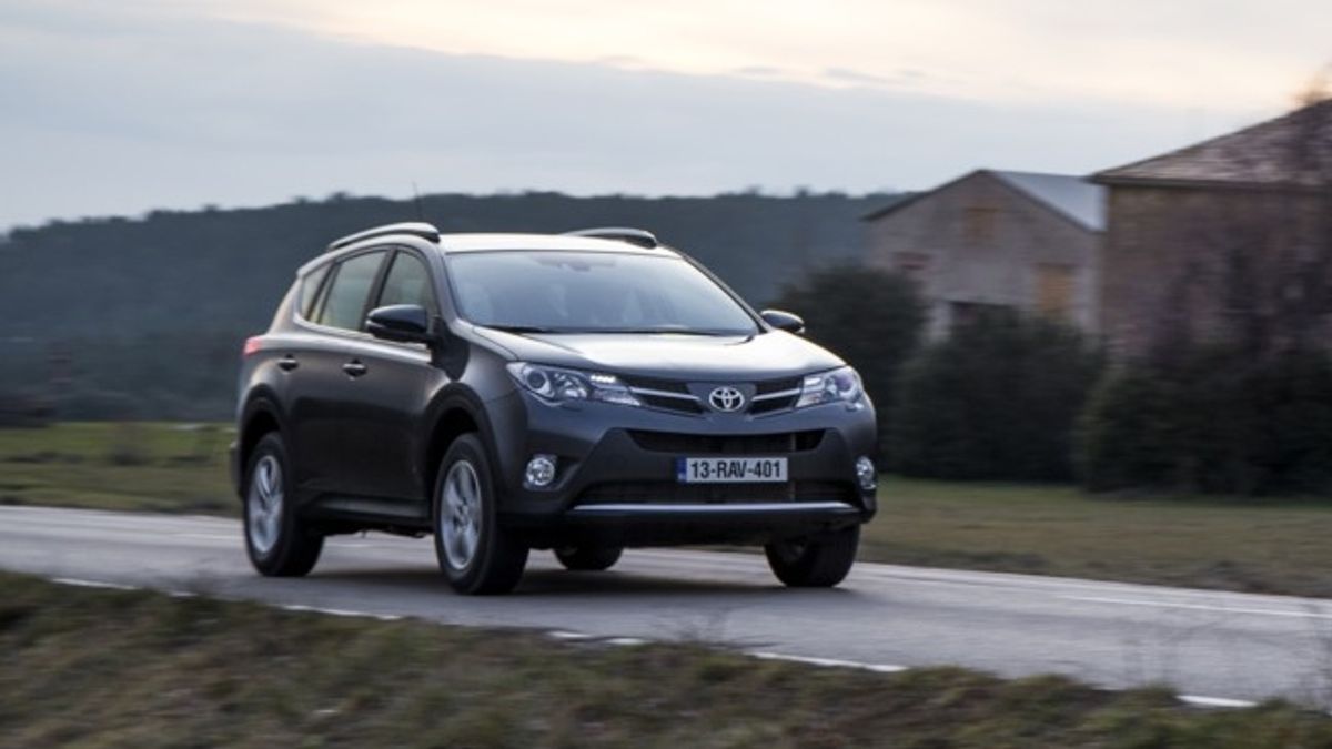 Rav4 e Land Cruiser, i vecchi amori Toyota - Tgcom24