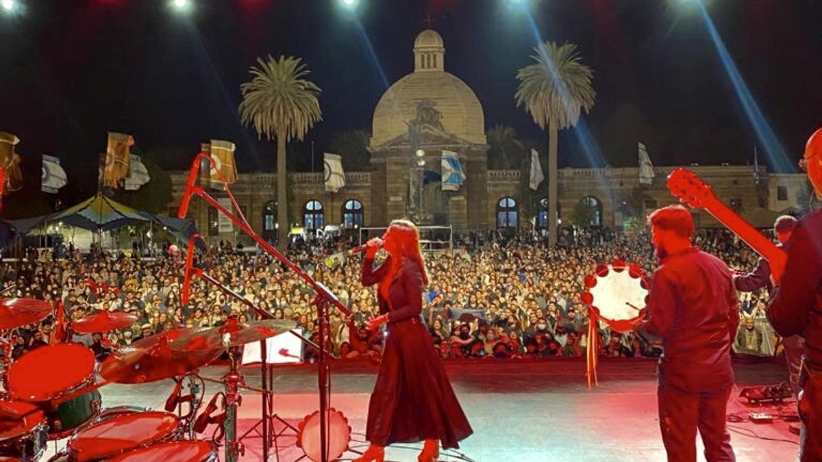 La Notte della Taranta conquista il Womad di Peter Gabriel - Tgcom24