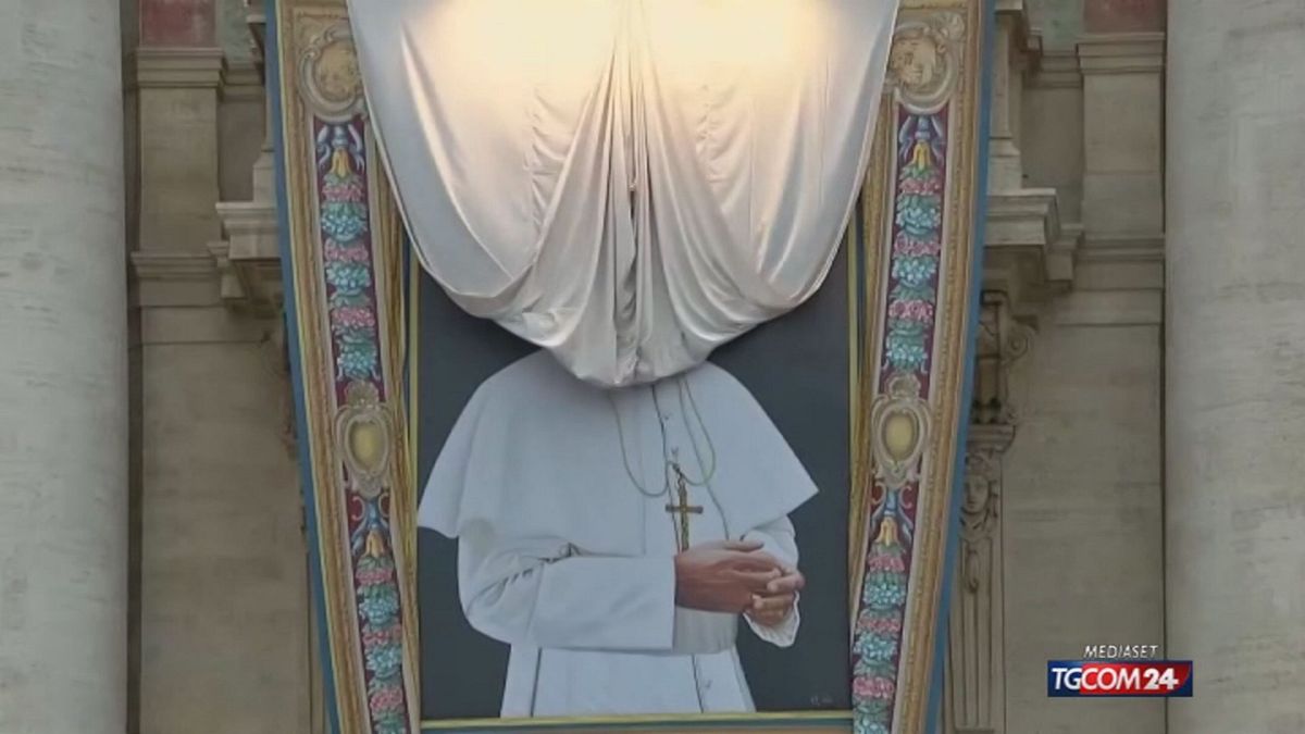 Giovanni Paolo I è beato, Papa Francesco: "Un Pastore mite e umile ...
