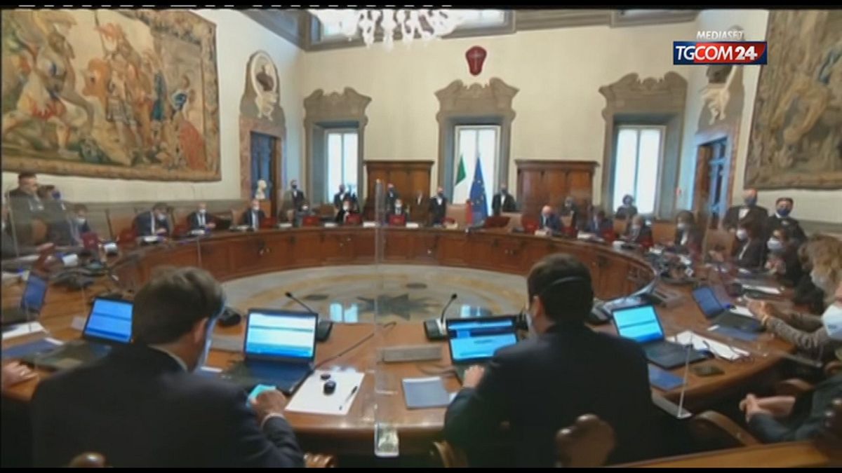 Breaking News delle 17.00 | CdM, aggiornamento al Def - Tgcom24