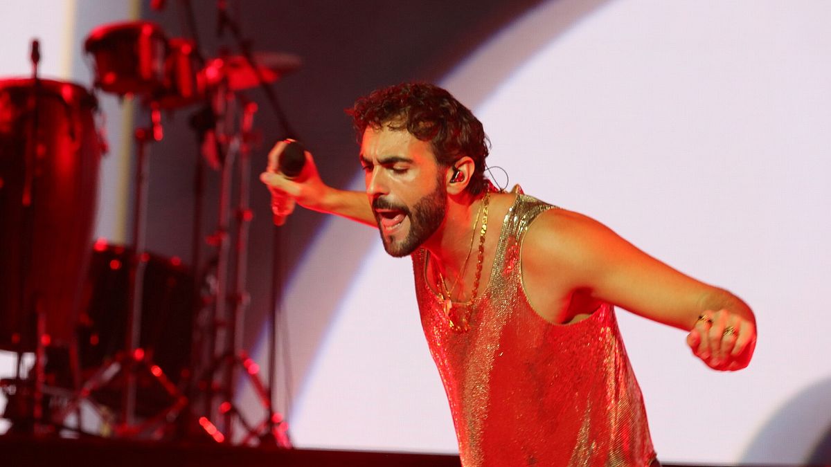 Marco Mengoni dà il via al tour nei palazzetti: le foto - Tgcom24