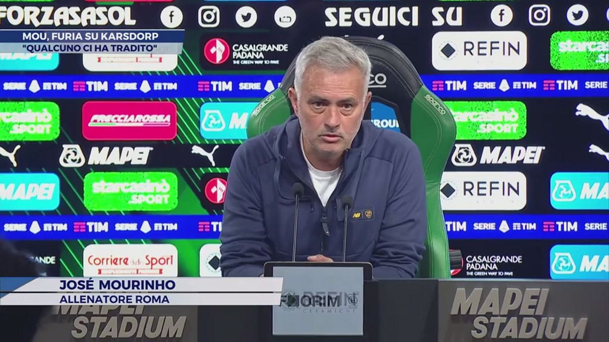 Mou, furia su Karsdorp - Sportmediaset
