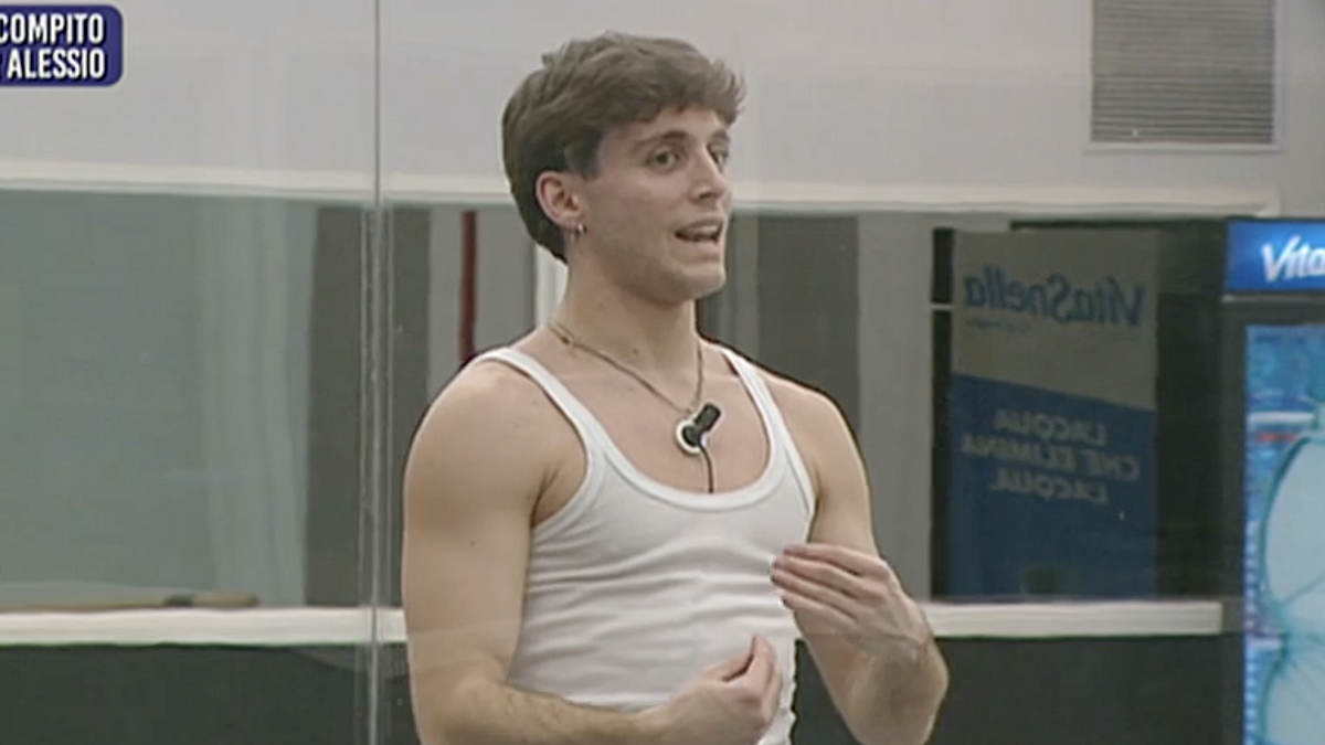 "Amici 22", il primo compito del ballerino Alessio è sui tacchi