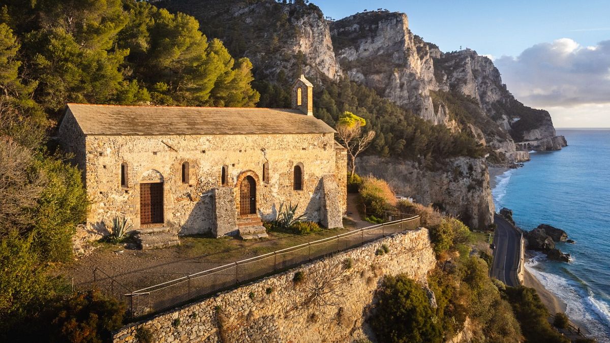 Finale Ligure tra inverno e primavera: sport e passeggiate nella natura