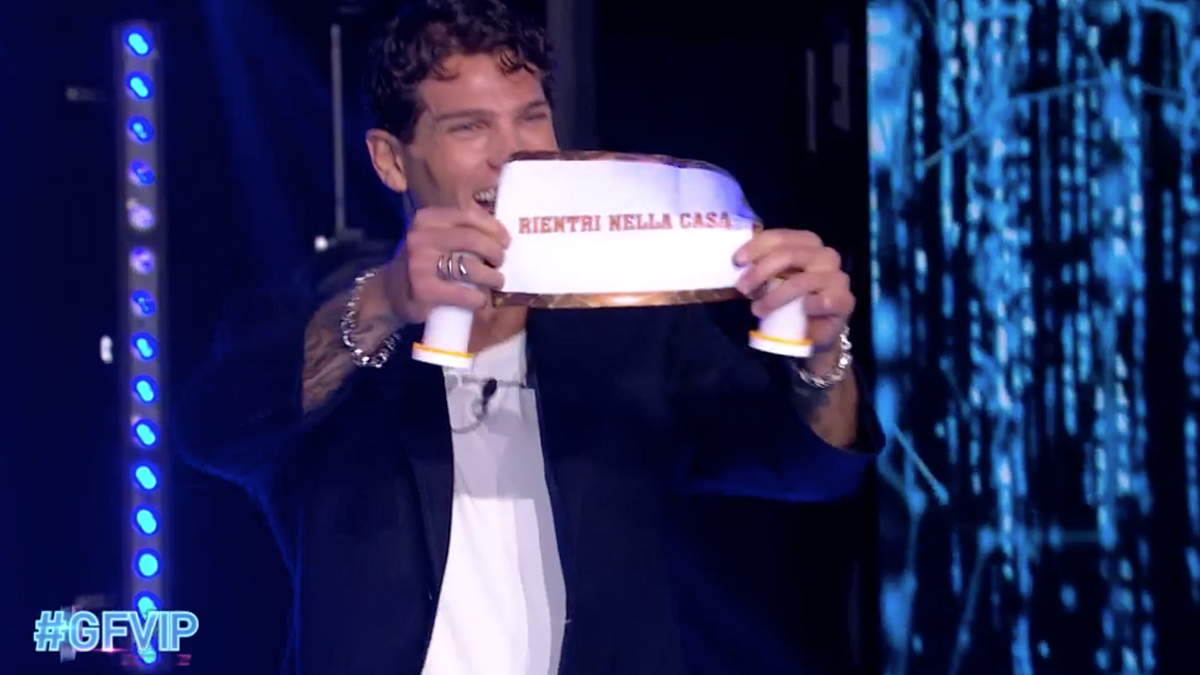 "Grande Fratello Vip" Andrea Maestrelli è l'eliminato ma rientra