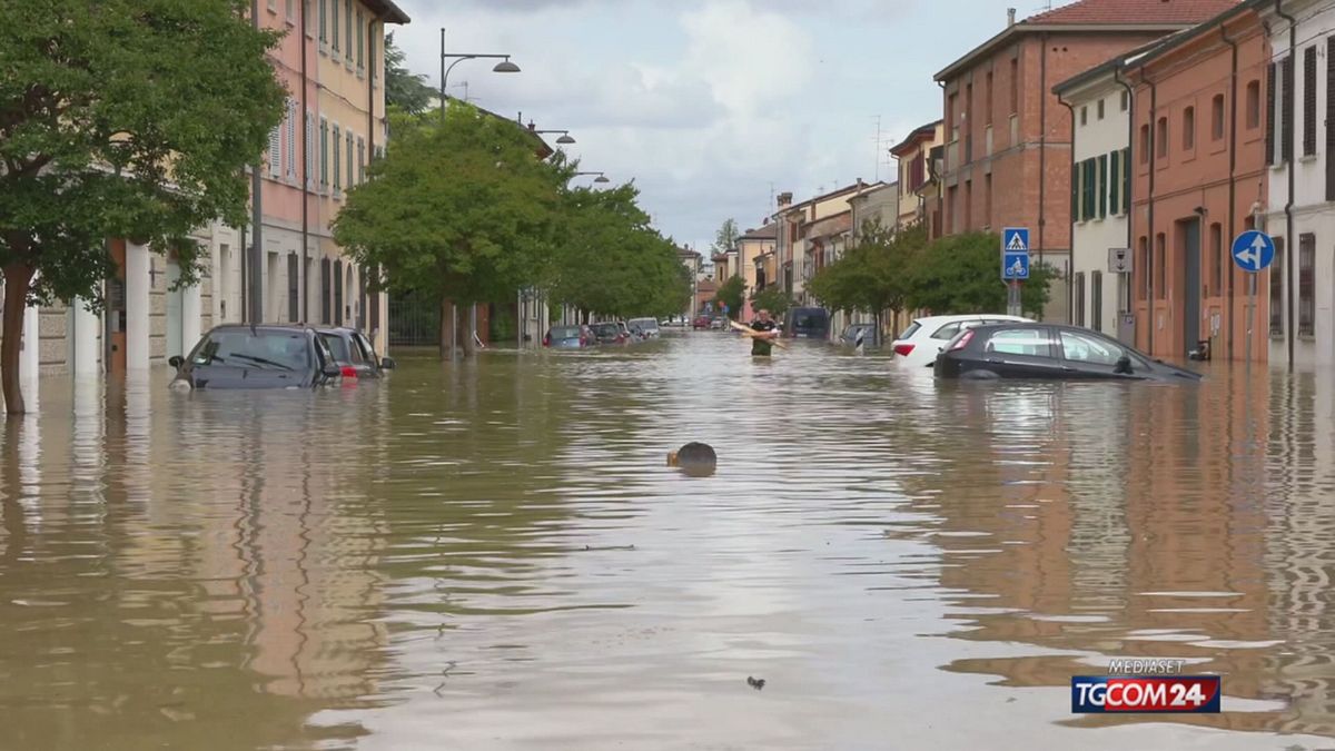 Maltempo Romagna, l'ultima telefonata: "Ho freddo, i mobili galleggiano"