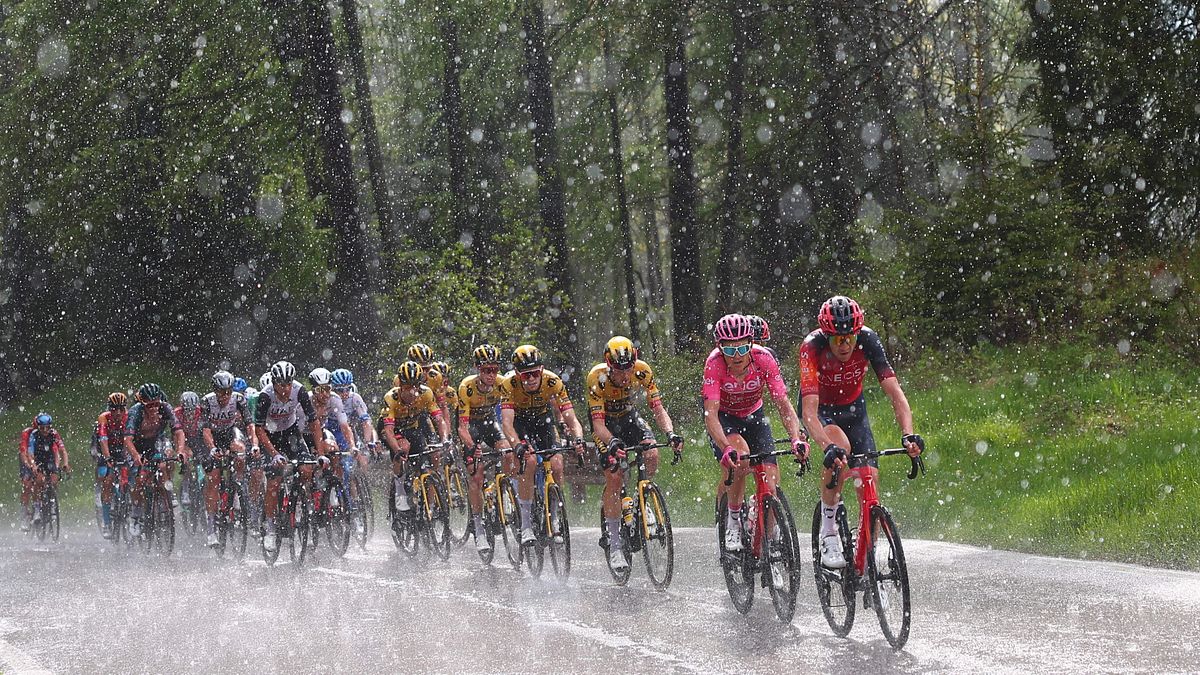 Alle Tre Cime di Lavaredo trionfa Buitrago. Thomas resta maglia rosa