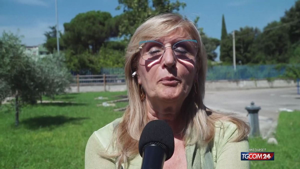 Caivano, parla la preside Carfora: "Bene la denuncia"