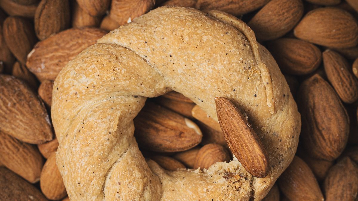 Uno degli street food più iconici: il tarallo