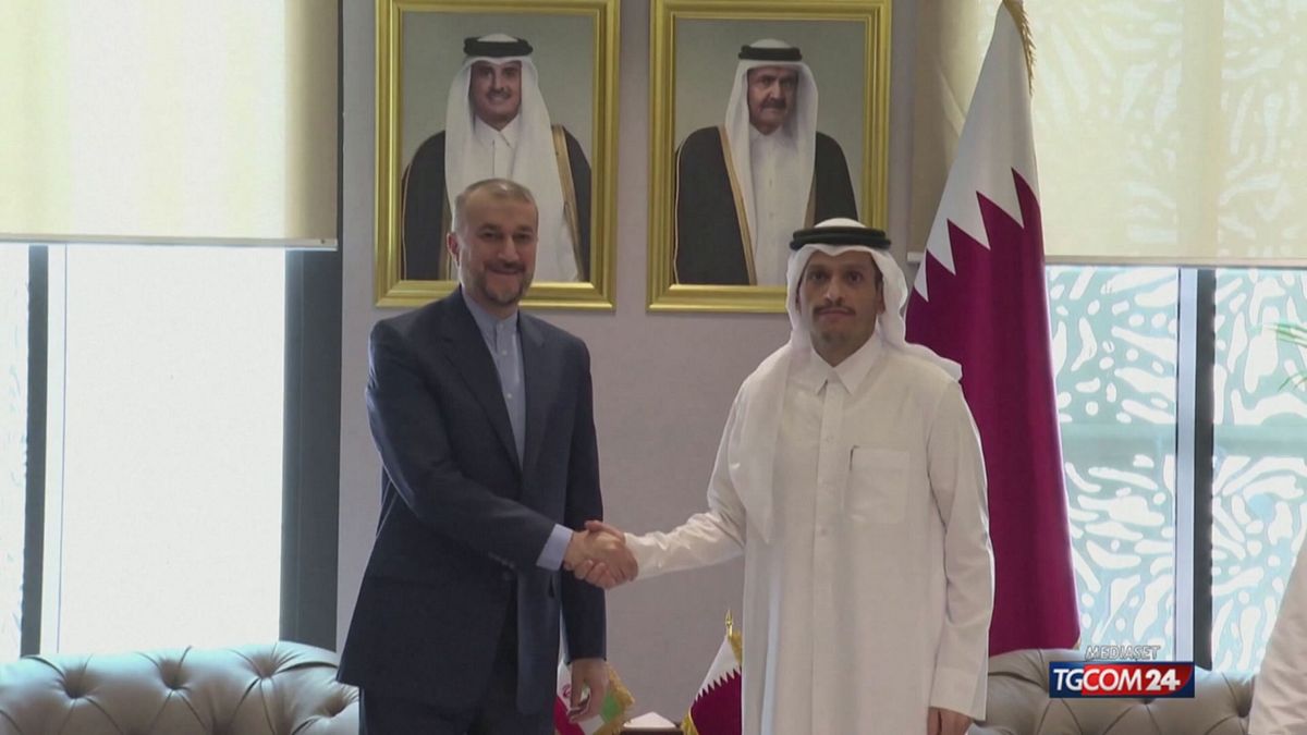 Primi stranieri via da Gaza attraverso il valico di Rafah