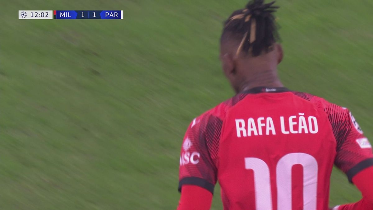 Leao in rovesciata firma il pareggio del Milan