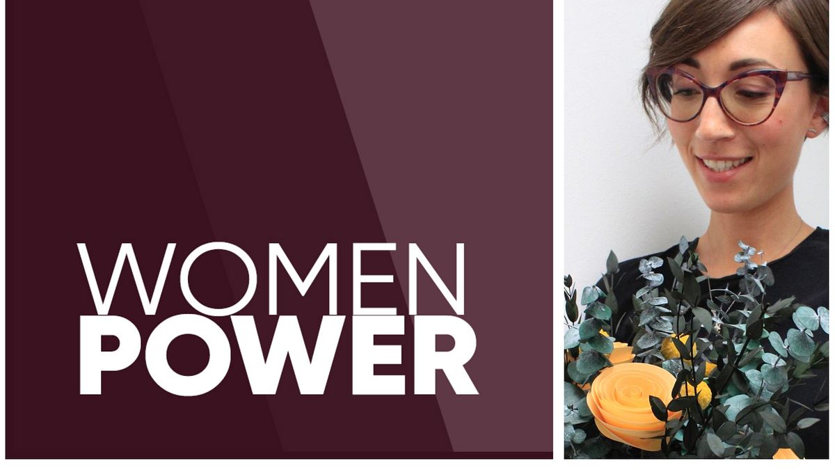 Women power Lisa Liastro nei fiori di carta freschezza creatività
