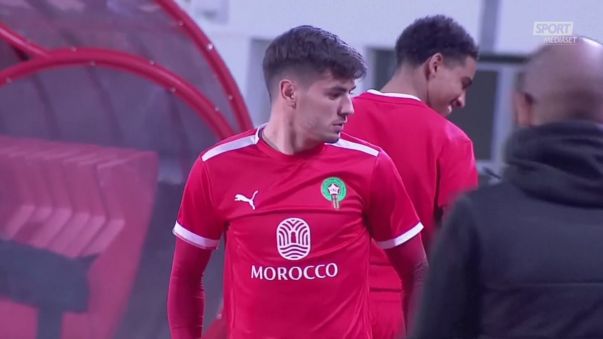 Brahim Diaz si allena col Marocco marcato da Hakimi