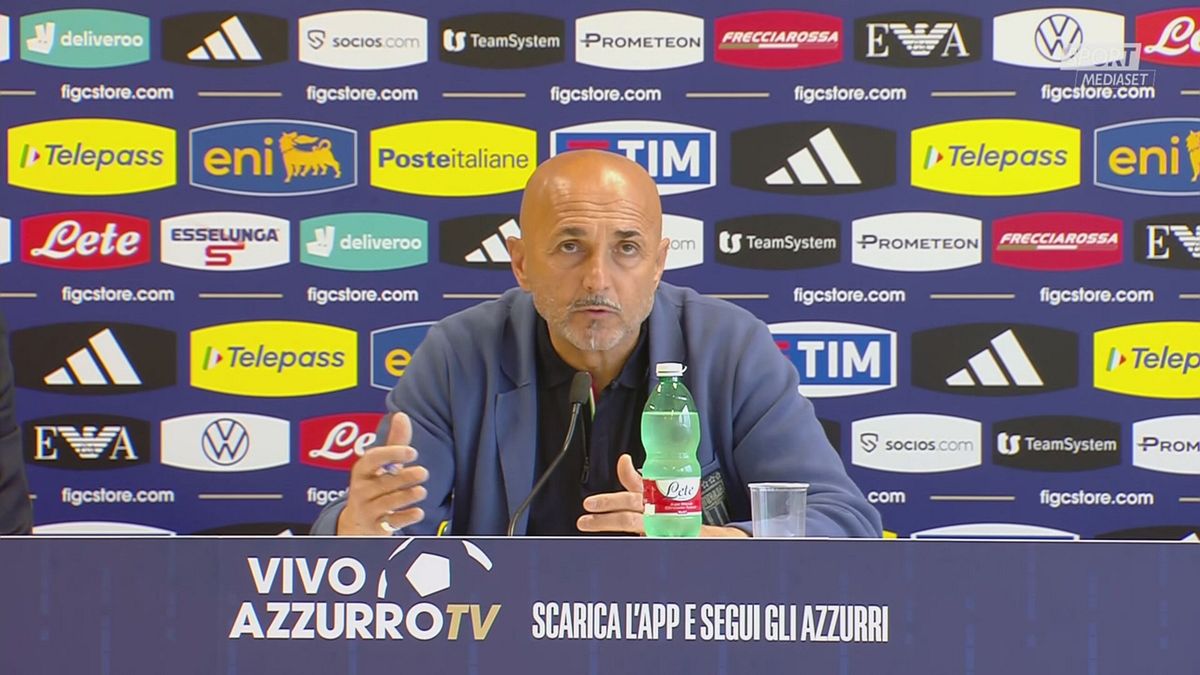 Spalletti: "Rimango qui e ringiovanirò l'Italia"