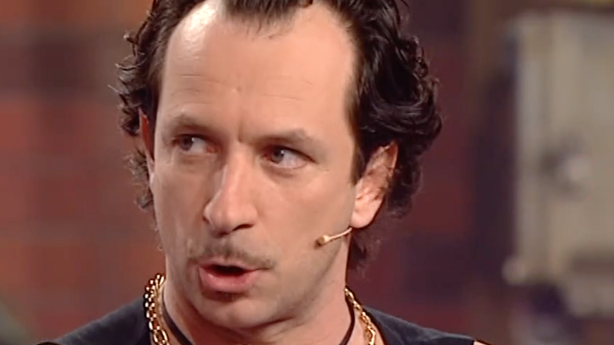 Capocenere e il cruciverba a "Zelig Circus" 2005