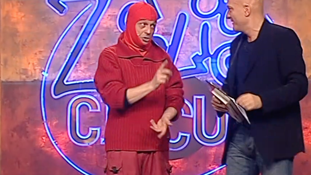 Marco Della Noce presenta la Ferrari a "Zelig Circus" 2005