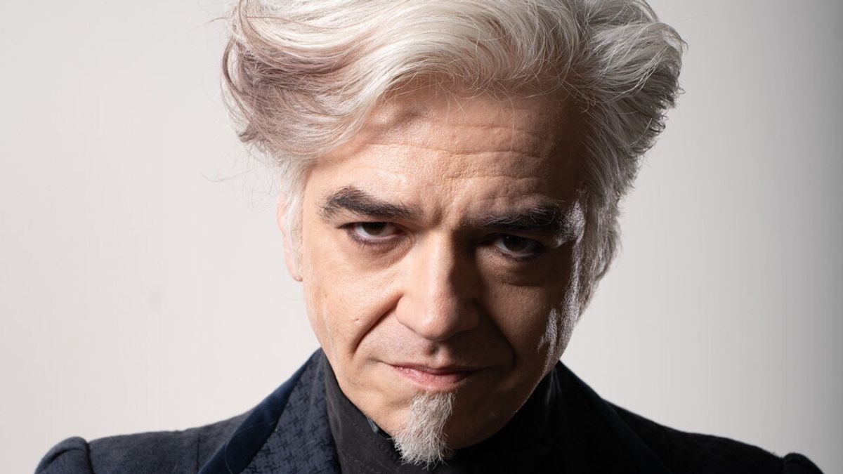 Morgan scrive ai colleghi: "La mia vita triturata"