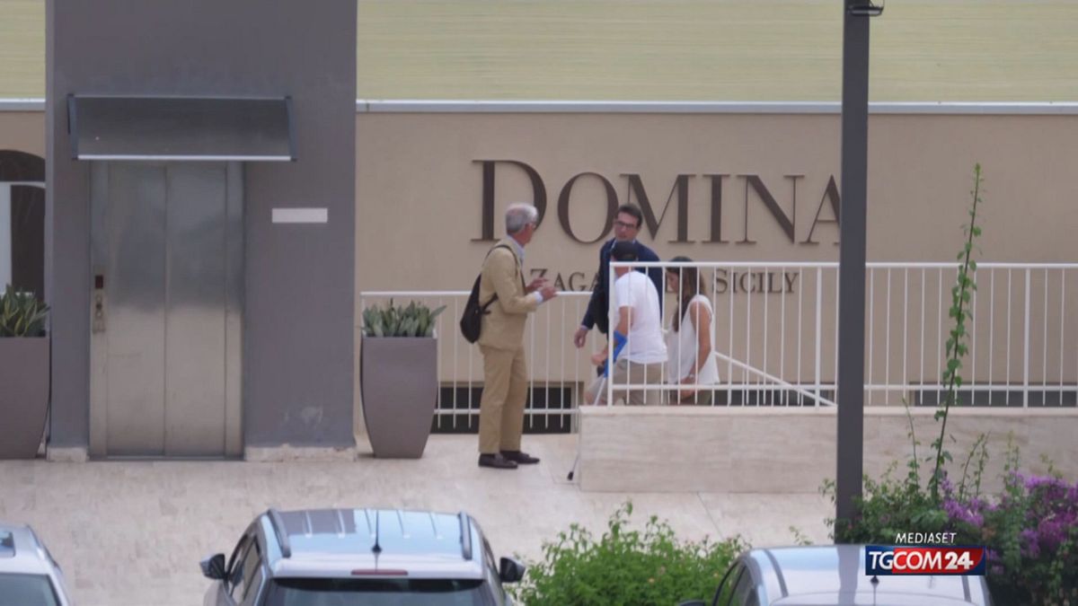 Naufragio Bayesian, il comandante James Cutfield ha lasciato l'Italia